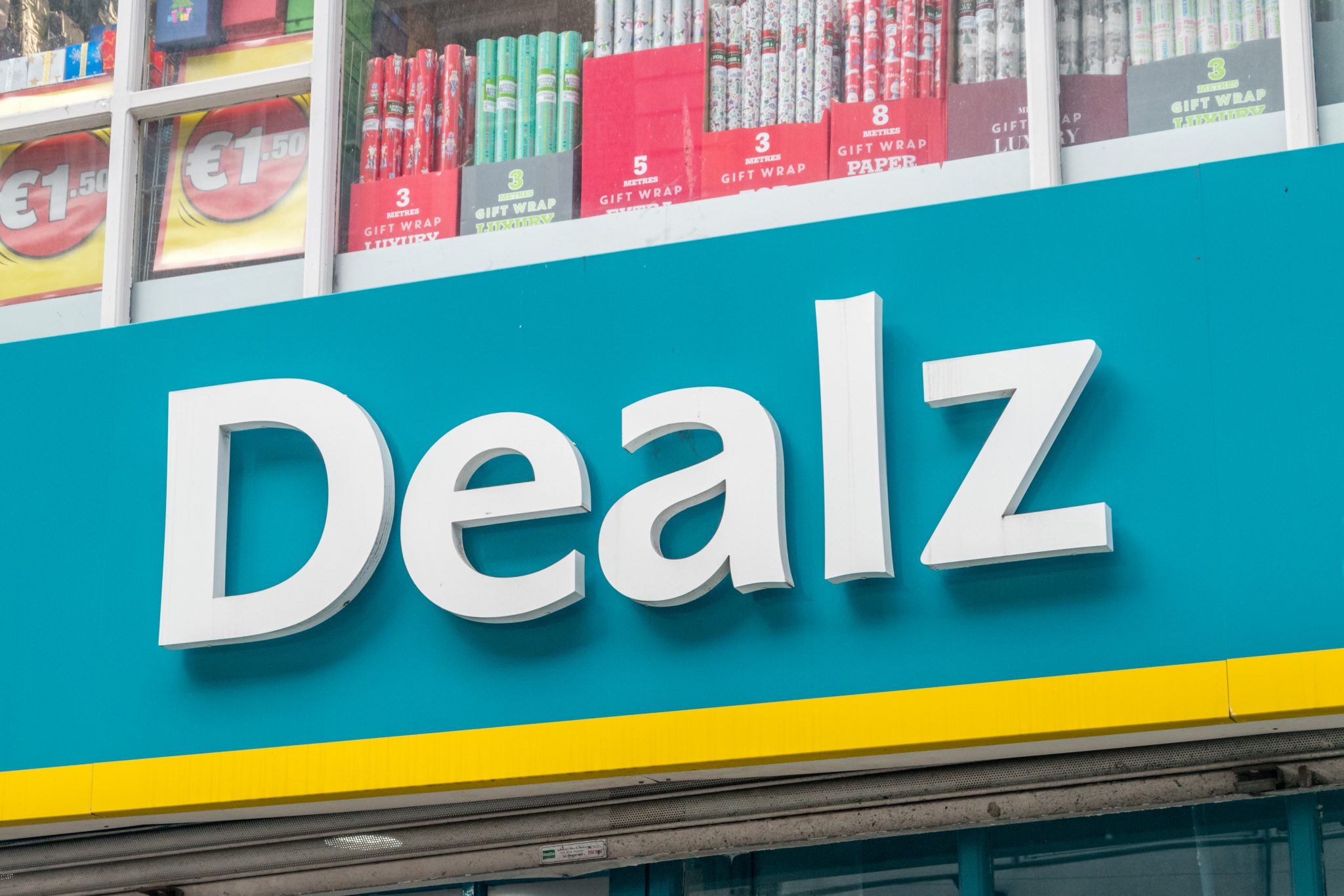 Discounter Dealz has huge investment pot for Ireland -€20 million for ...