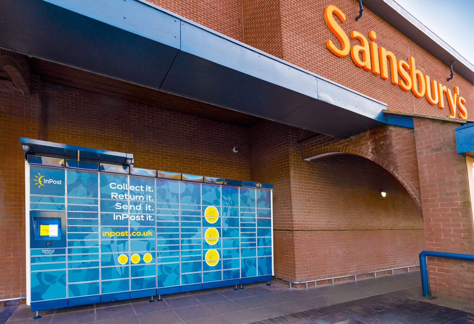 Forecourts are Ideal for Delivery Location Lockers as Demand Increases ...