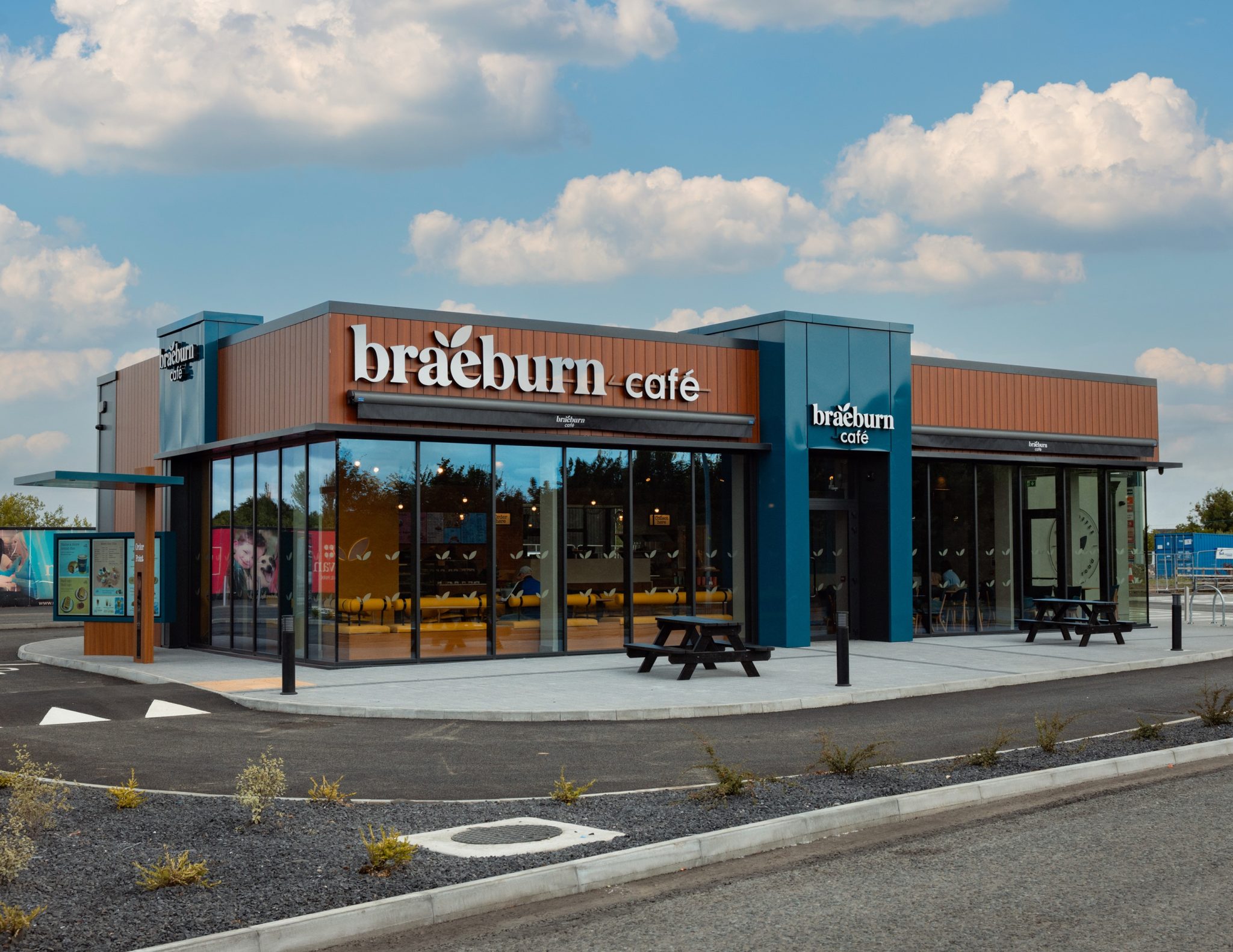 Braeburn Café and Drive-Thru Opens in Navan Retail Park - Ireland's ...