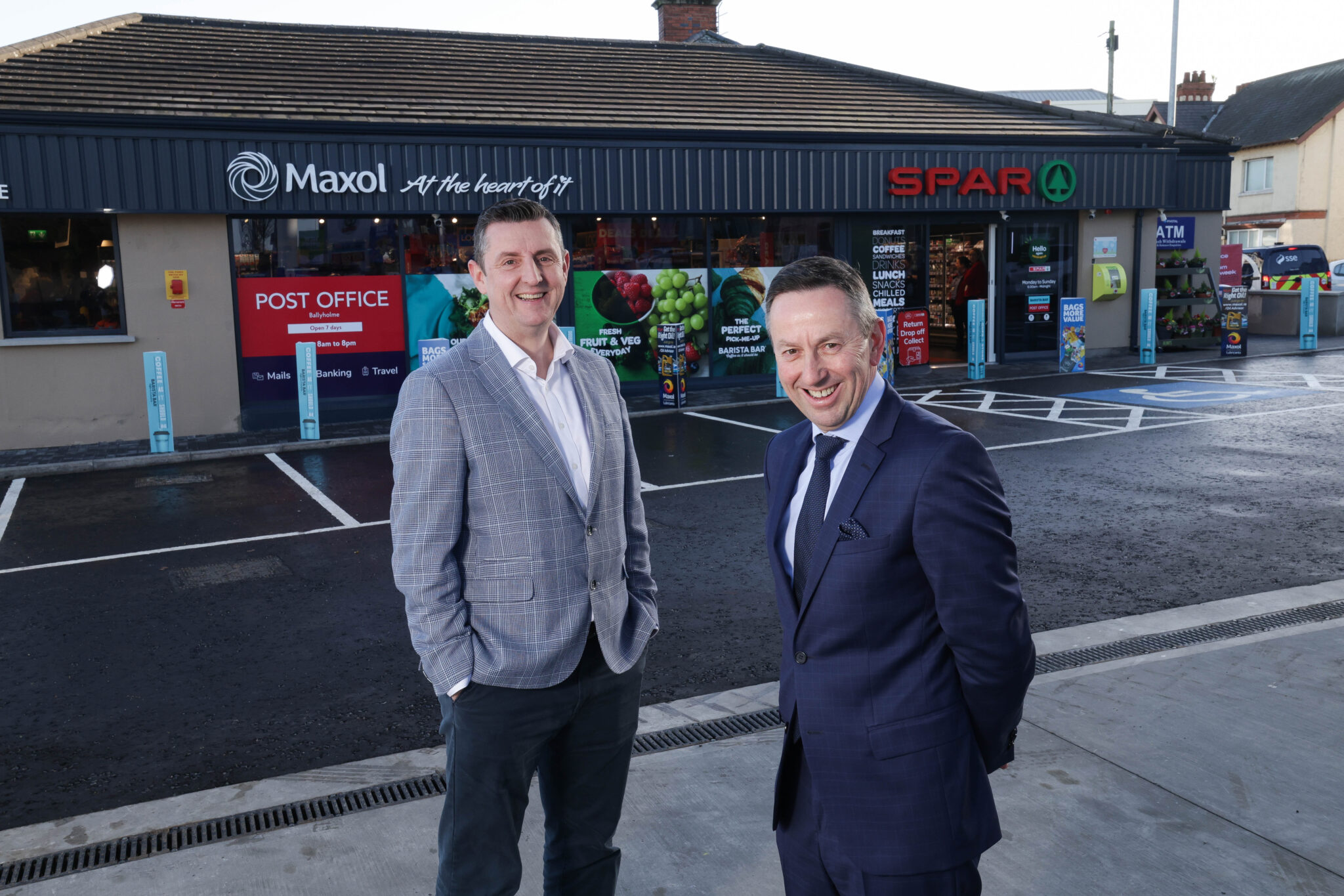 Maxol Re-opens Two Landmark Sites - Maxol Long Mile Road Dublin and ...